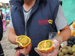 Tour de la fruta colombiana por Bogotá - Reserva en Civitatis.com