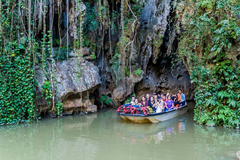 Tour por el Valle de Viñales - Reserva online en Civitatis.com Tour por el Valle de Viñales - Reserva online en Civitatis.com