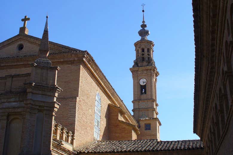 Visita guiada por la Cartuja Aula Dei de Zaragoza - Civitatis.com