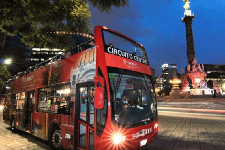 Tour nocturno en autobús descapotable por Ciudad de México Tour nocturno en autobús descapotable por Ciudad de México