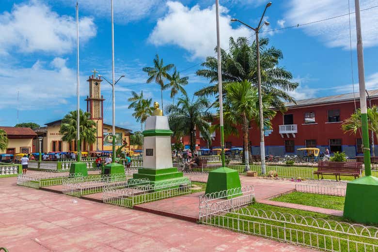 Excursión a Nauta y nacimiento del río Amazonas, Iquitos
