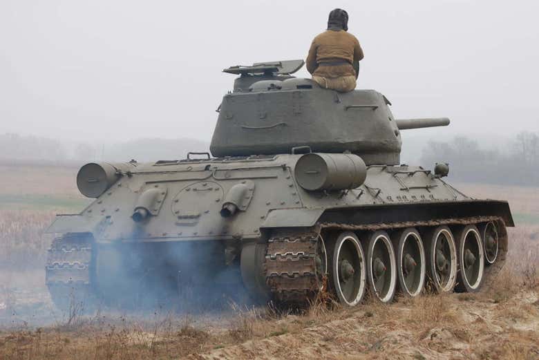 Conducción de tanques rusos en Moscú - Reserva en Civitatis.com